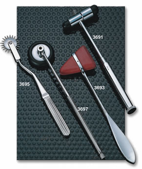 N: HAMMER PERCUSSION TRIANGULAR HEAD SOLID HANDLE CHROME - 119938